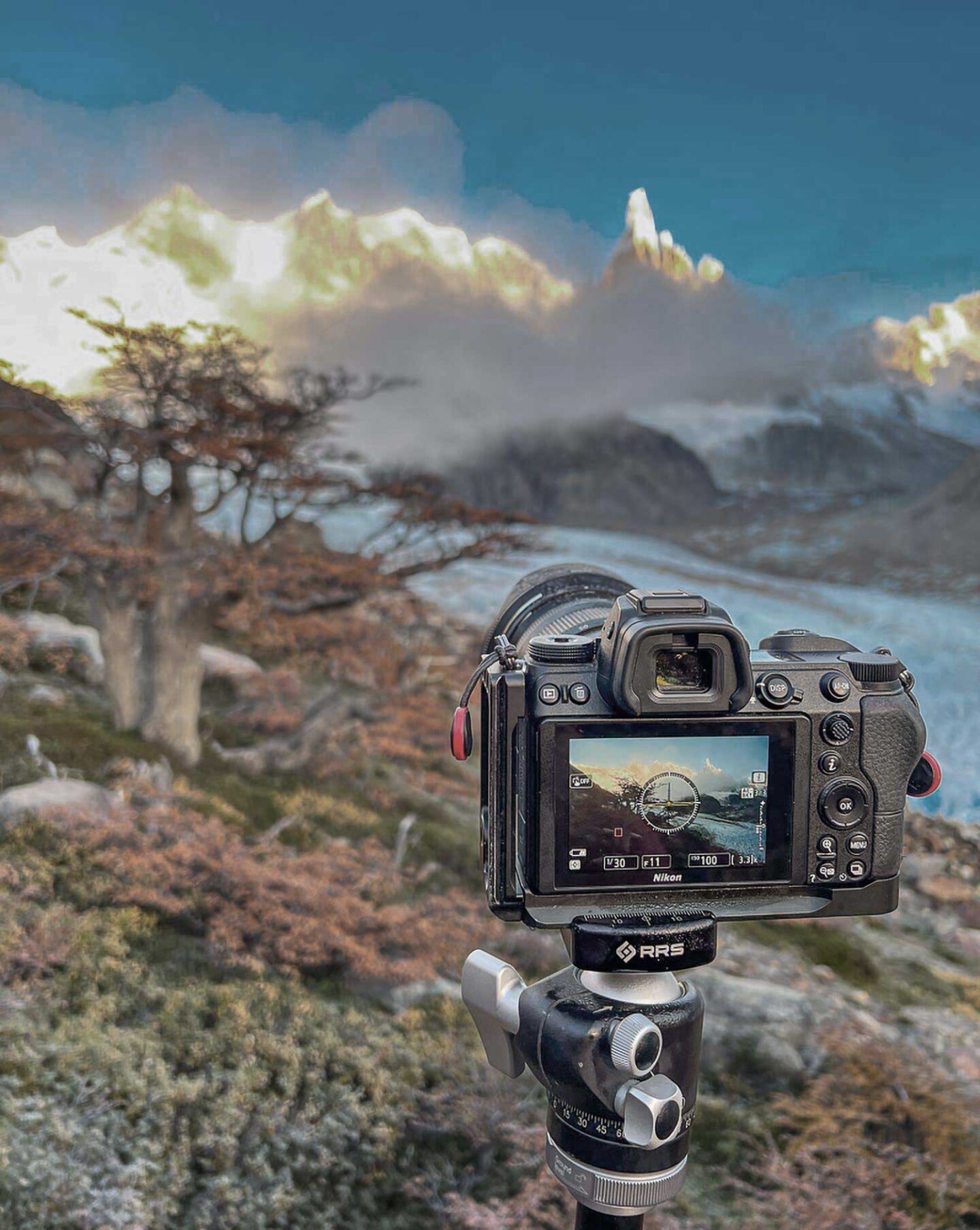 How to Choose the Best Tripod for Outdoor Photography - Wild Eye Magazine